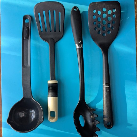 Rubbermaid, OXO | Kitchen | 4 Sturdy 4 Long Black Cooking Utensils ...